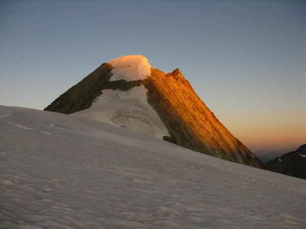 mont blanc de cheilon, überschreitung (3780m) (3780m): Aktuelle ...