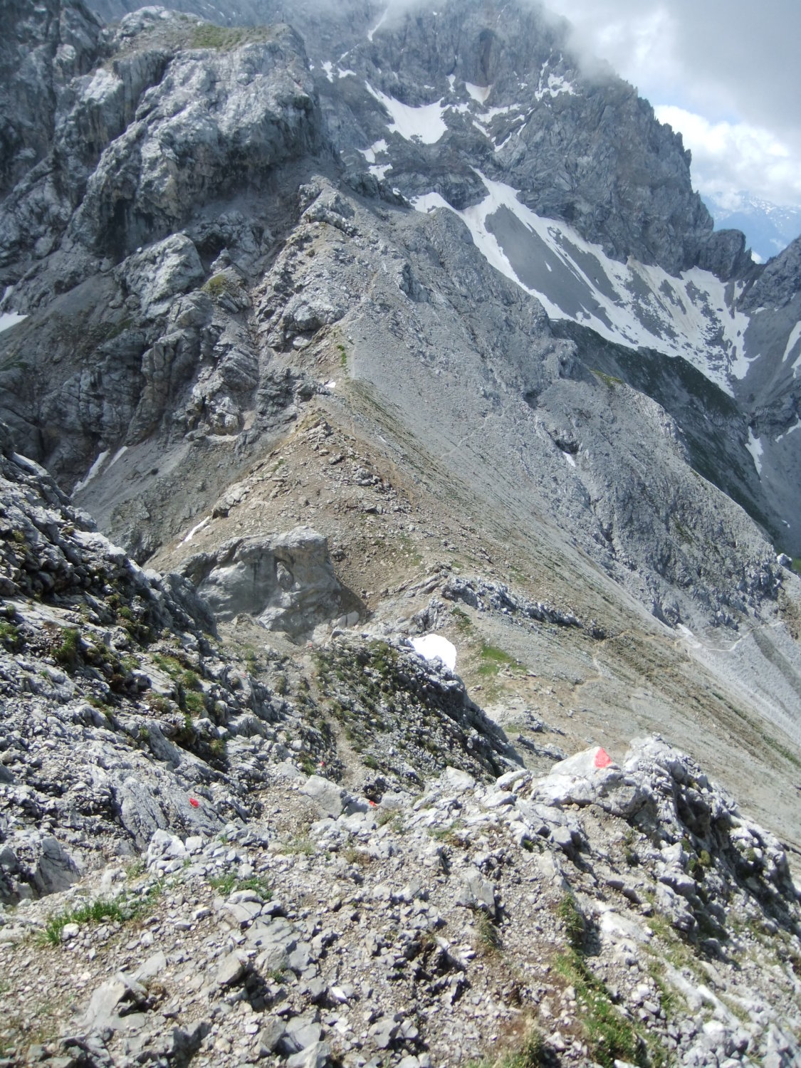 Vorderer Tajakopf S dgipfel 2450m Aktuelle Verh ltnisse Vom 28 06 Vorderer Tajakopf S dgipfel 2450m Aktuelle Verh ltnisse Vom 28 06