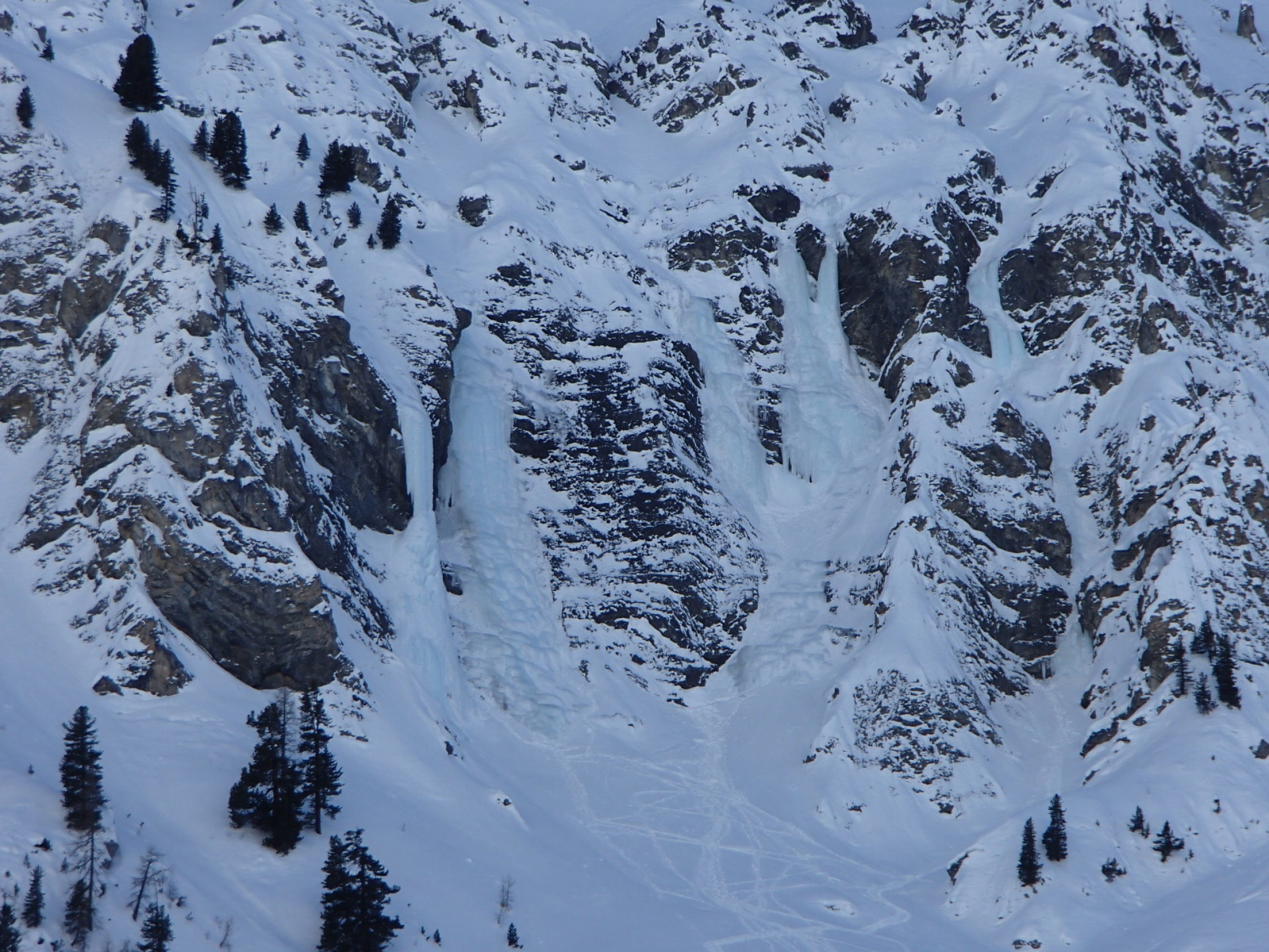 Sertig Eisklettern (1900m) (1900m): Aktuelle Verhältnisse vom 14.01. ...