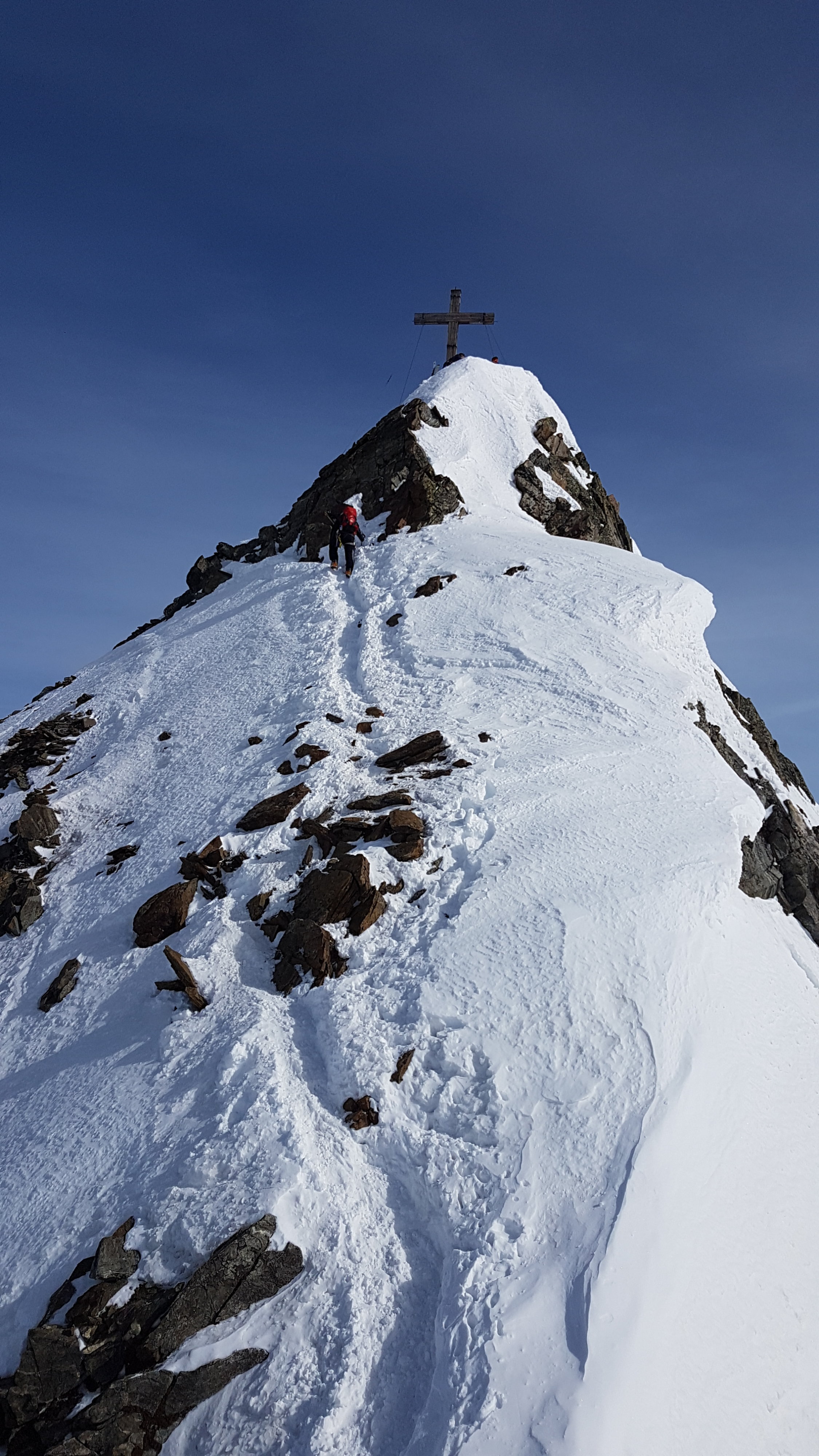 Silvrettahorn (3244m) (3244m): Aktuelle Verhältnisse vom 14.04.2018 auf ...