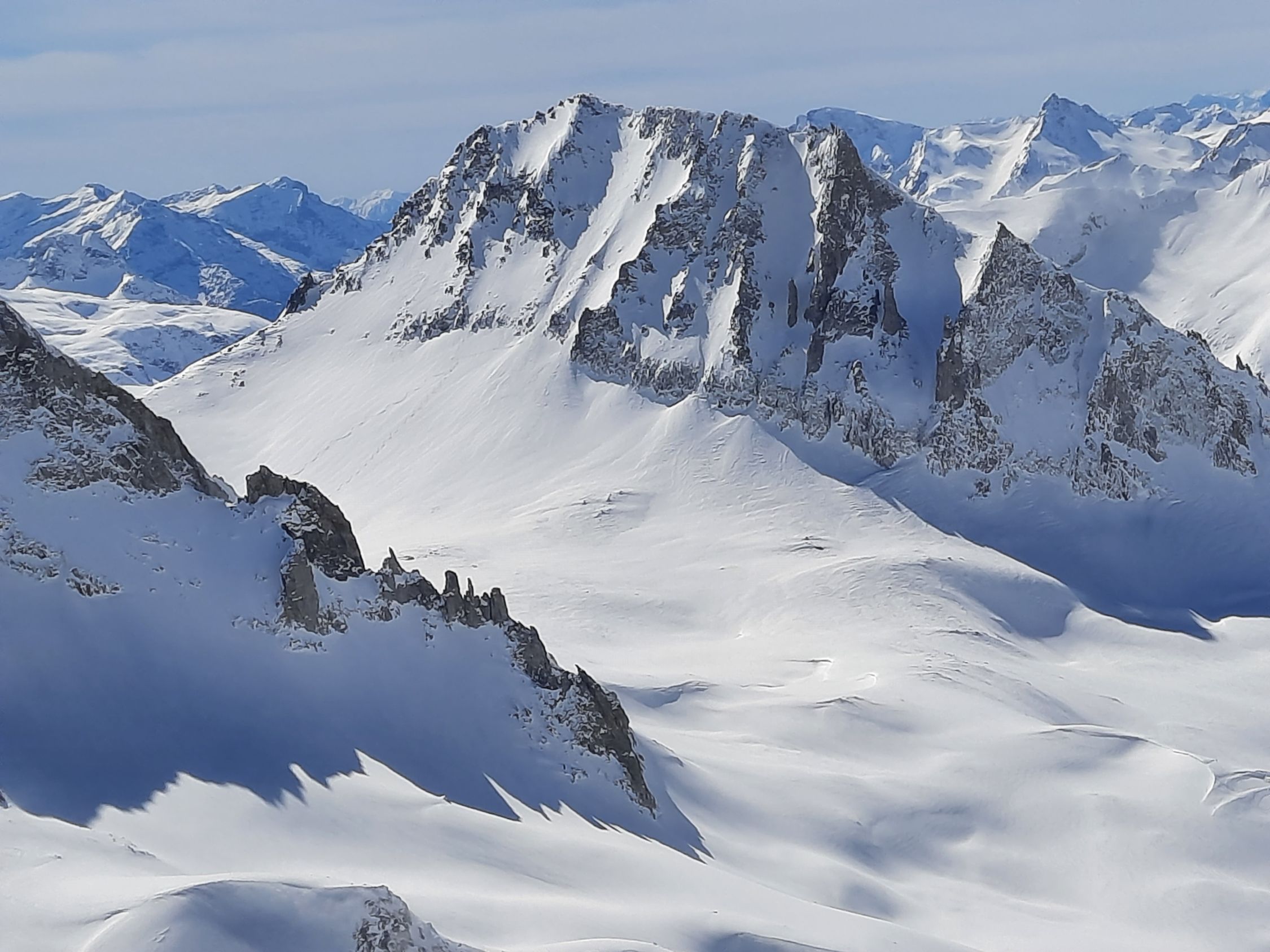 Gross Läckihorn - Rottällihorn (1650m): Aktuelle Verhältnisse vom 25.03 ...